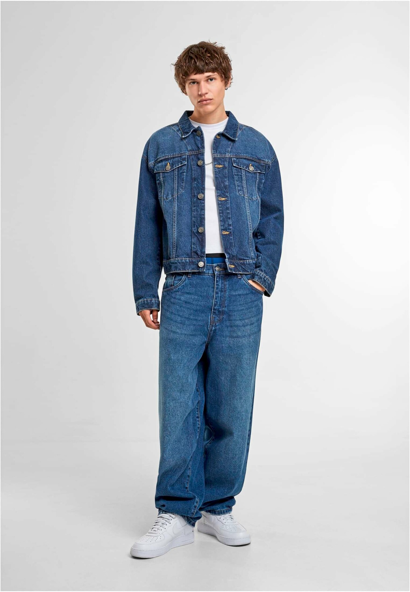 Build your Brand Heavy Ounce Boxy Denim Jacket BY312 kopen? - druut